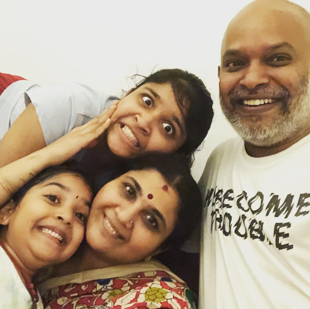 திரையுலகில் அறிமுகமாகும் இயக்குனர் வெங்கட் பிரபுவின் மகள்…. அதுவும் ...